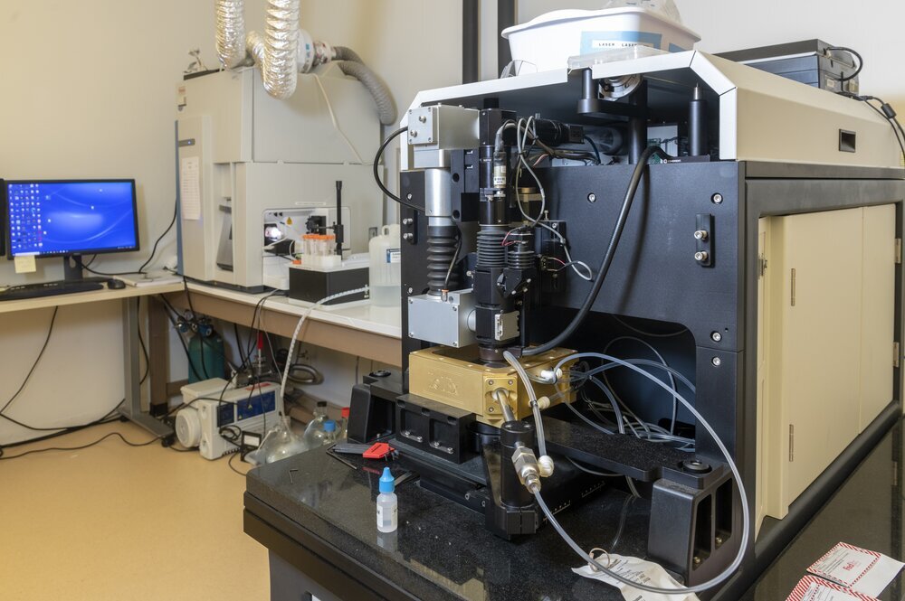 Isotope Geochemistry Lab | Department of Earth Science & Environmental ...